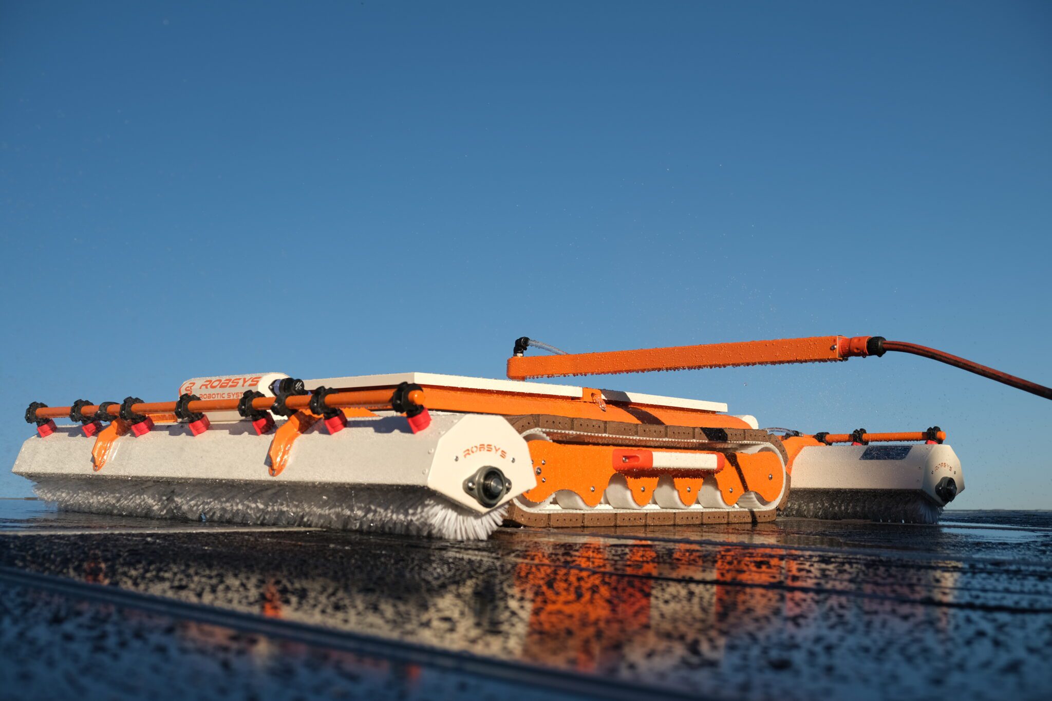 Skyscraper Window Cleaning: What is it? - Robsys